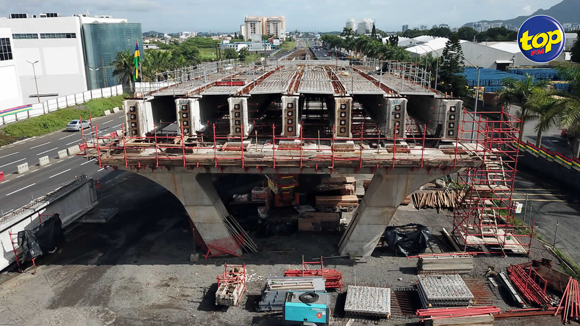 Infrastructure routière : Un budget de Rs 2.6 milliards alloué | TOP FM ...